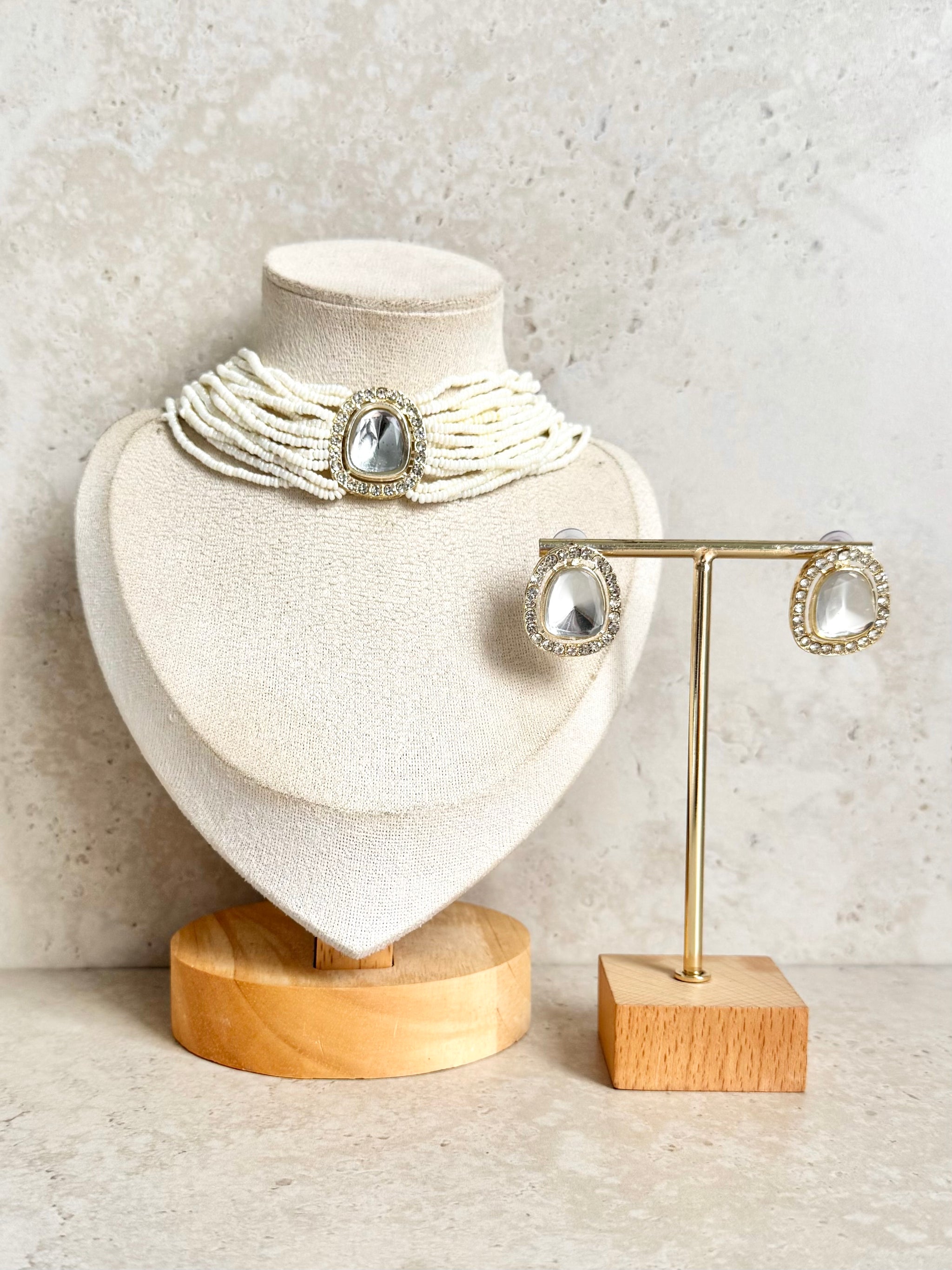 Sobina Necklace Set